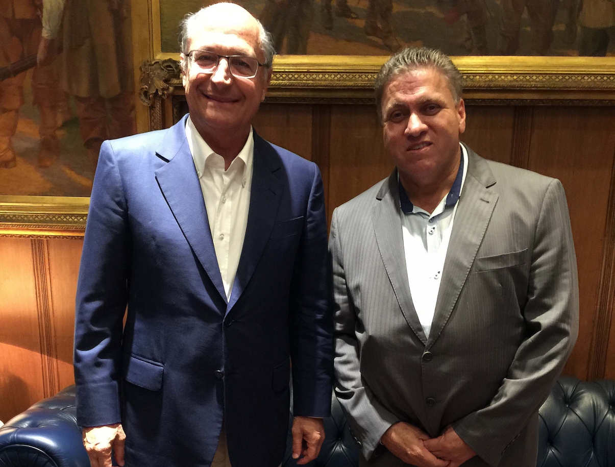 José Luiz Ribeiro, presidente do Sindicato dos Metalúrgicos de ...