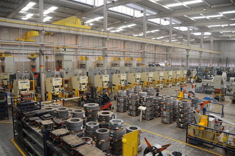 Quasar demite 40 empregados e não paga rescisões trabalhistas | Força ...